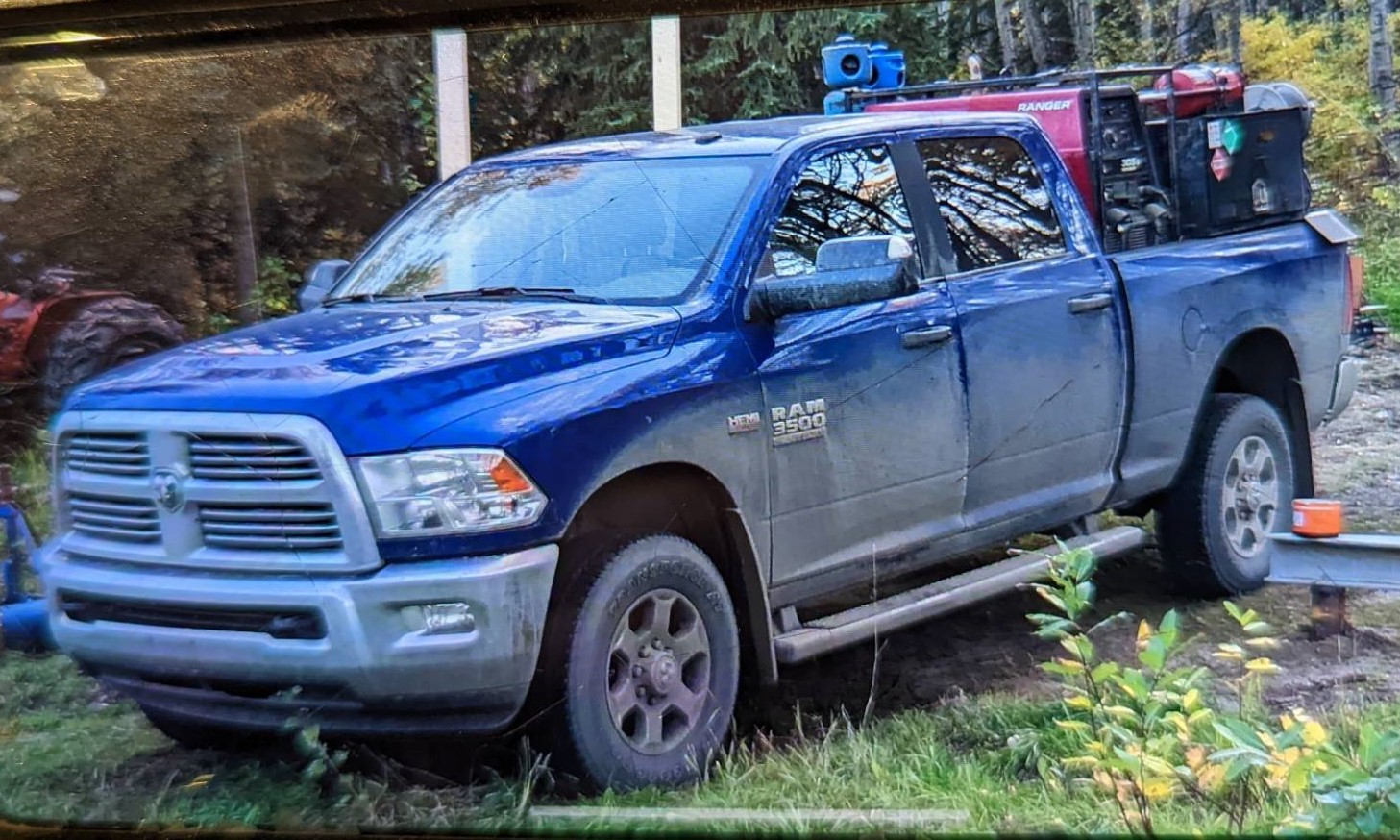 Grande Prairie Rcmp Seek Stolen Vehicle And Male Suspect Reachfm